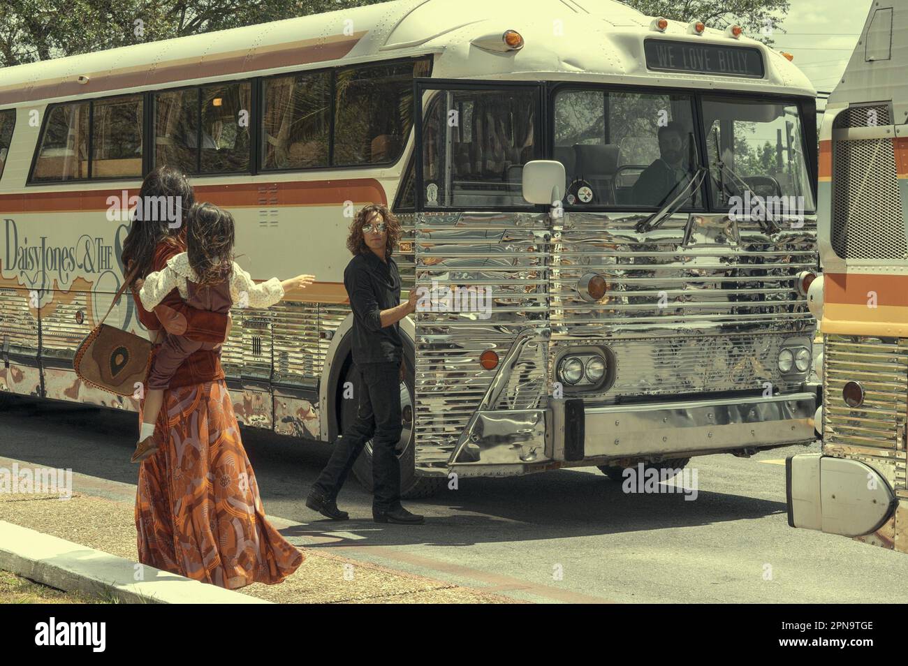 DAISY JONES & THE SIX, (aka DAISY JONES AND THE SIX), Sam Claflin ...