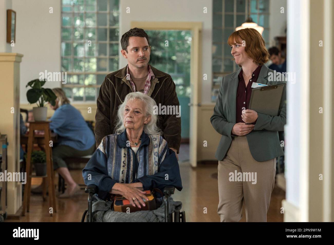 YELLOWJACKETS, from left: Elijah Wood, Betty Jackson, Laura Mac, 'Edible Complex', (Season 2, ep ...