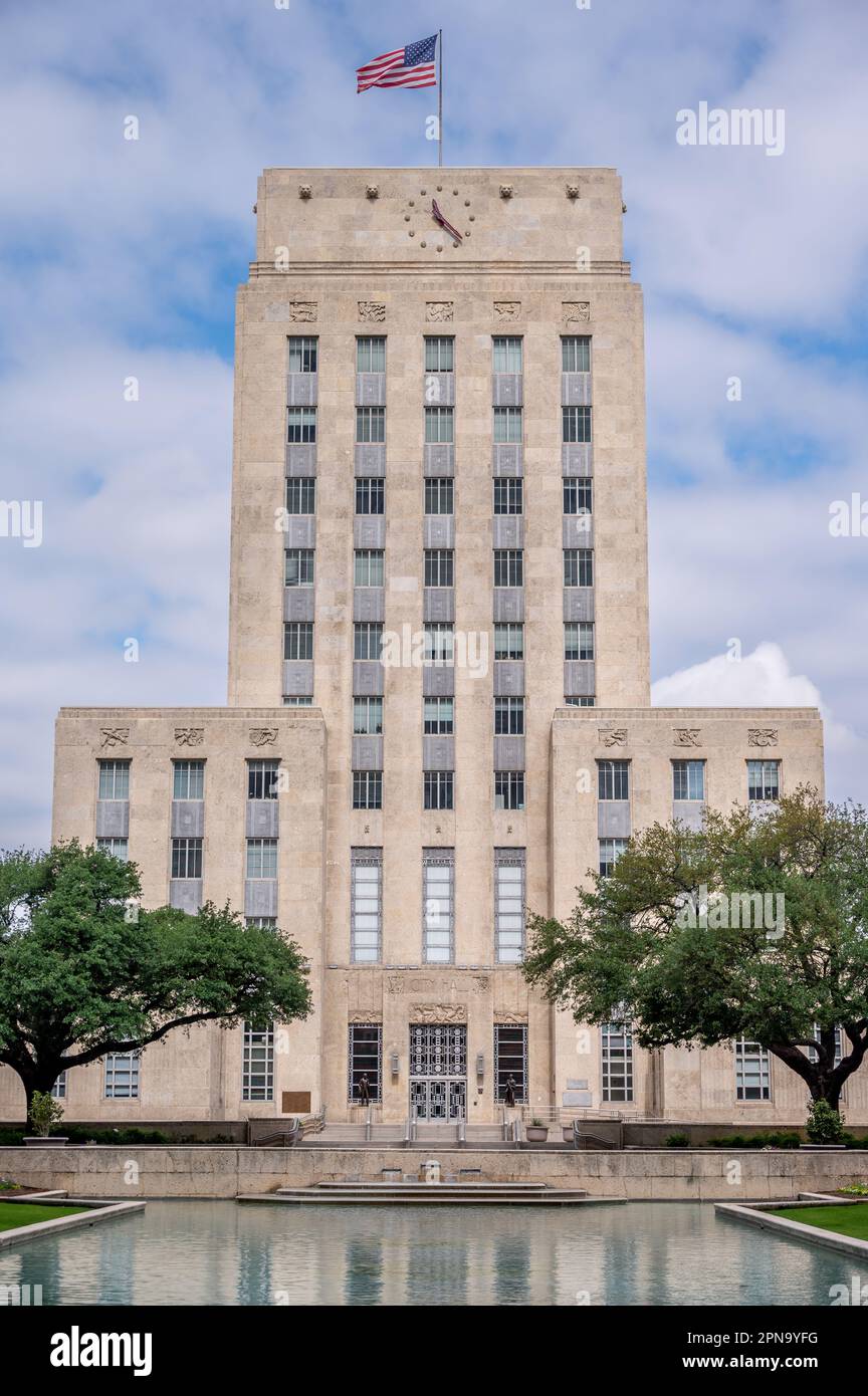 Historic Houston City Hall building in downtown Houson in spring Stock ...