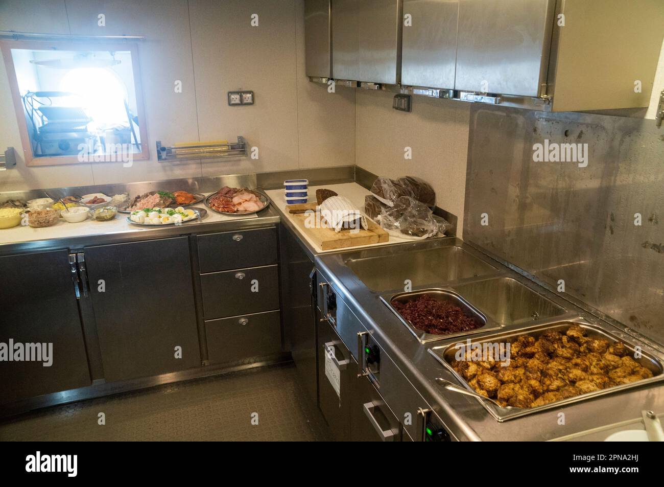 Mess inspection hi-res stock photography and images - Alamy