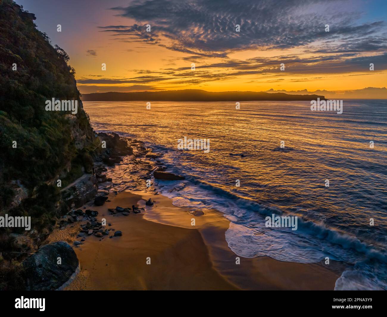 Broken bay pretty beach australia hi-res stock photography and images ...
