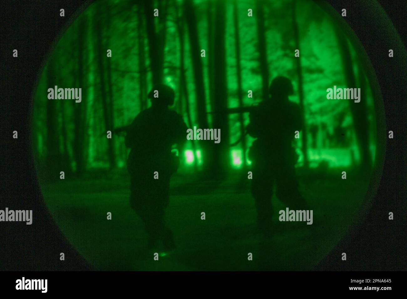 U.S. Marine Corps recruits with Mike Company, 3rd Recruit Training ...