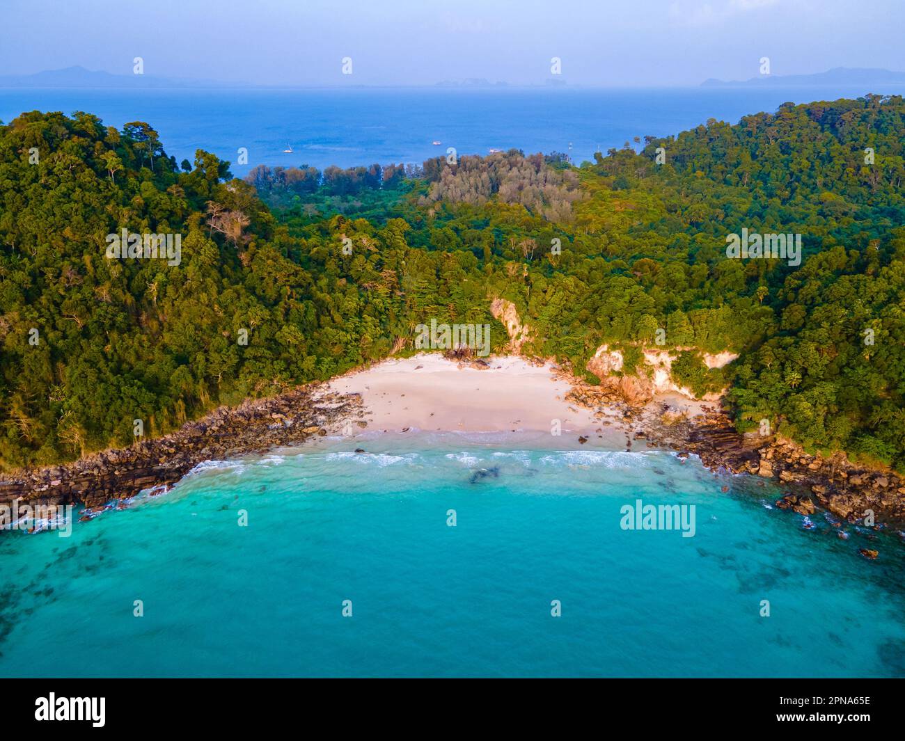 Kradan thailand sunset beach hi-res stock photography and images - Alamy