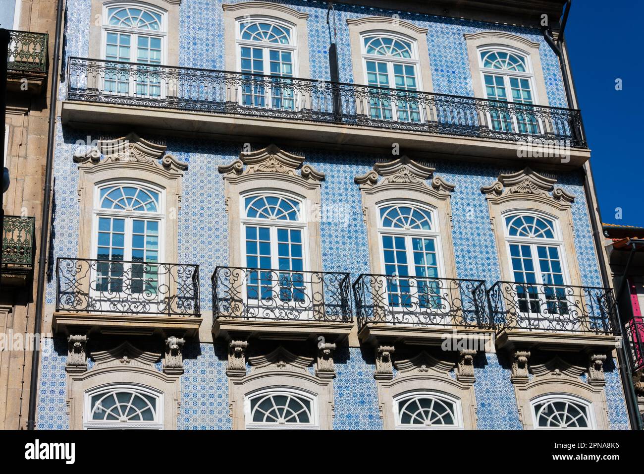 Medieval mosaic tiles hi-res stock photography and images - Alamy