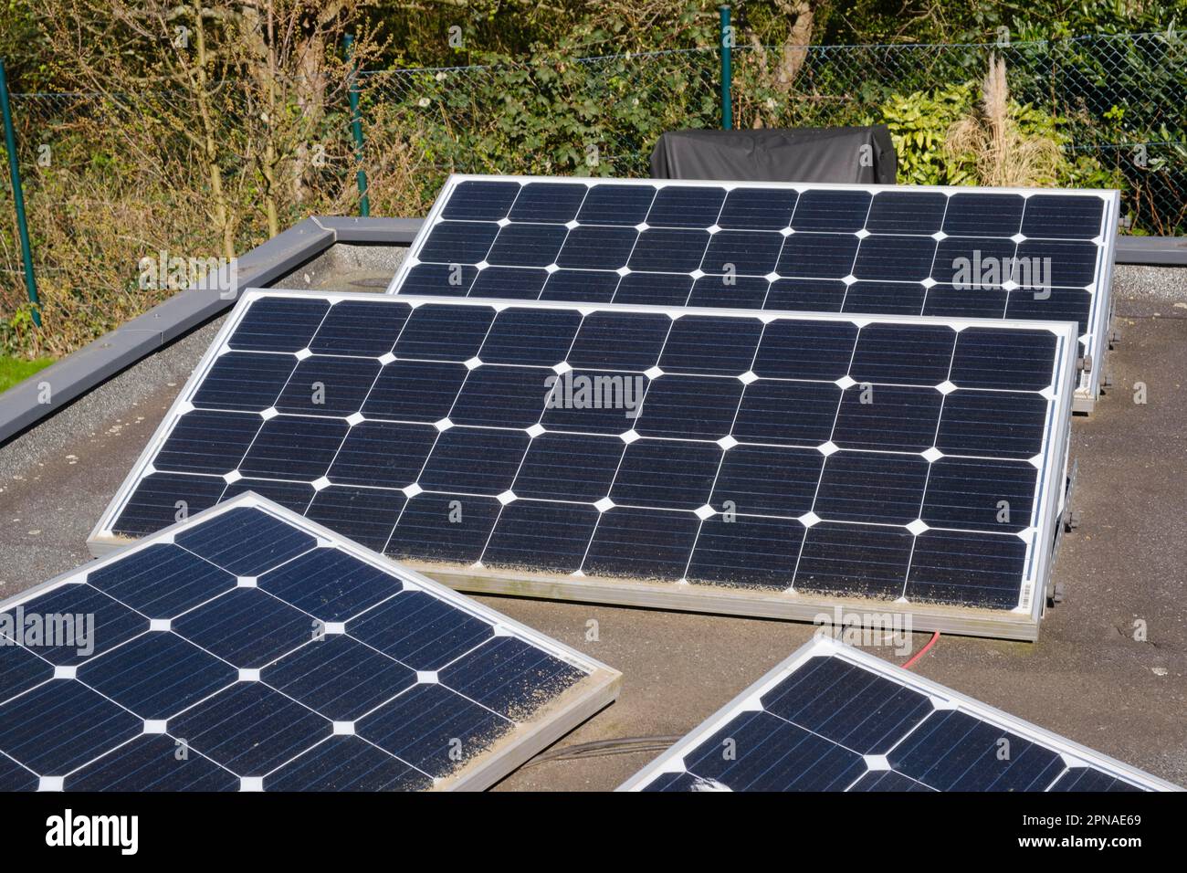Photovoltaic system on a garage roof, balcony power plant, plug Voltaik ...