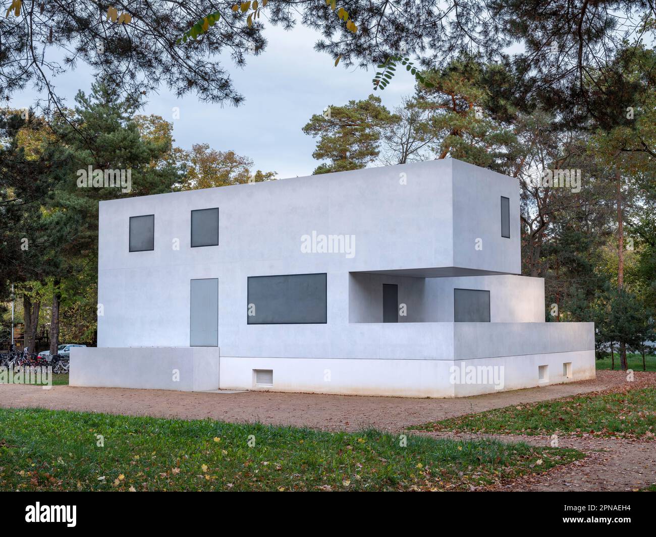 Walter gropius house hi-res stock photography and images - Alamy