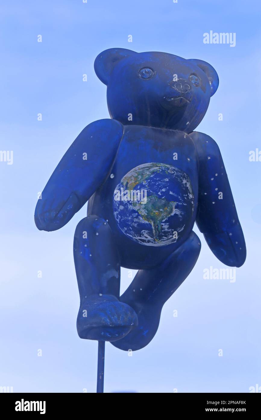 Blue bear figure and teddy bear with globe and symbol for Steiff ...