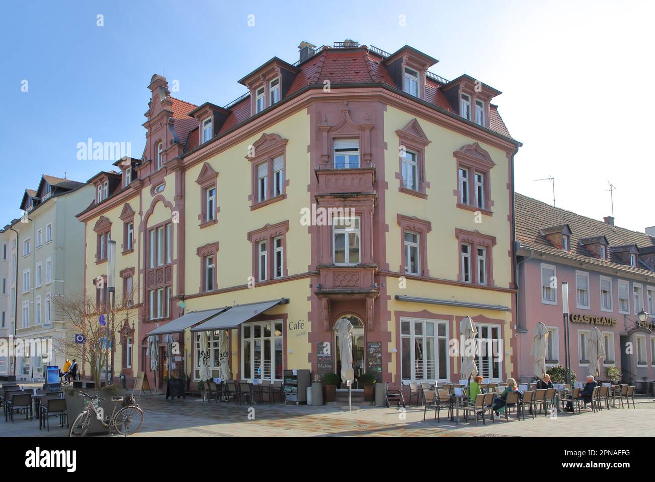 Restaurant and Cafe at Lindenplatz, Building, Offenburg, Ortenau ...