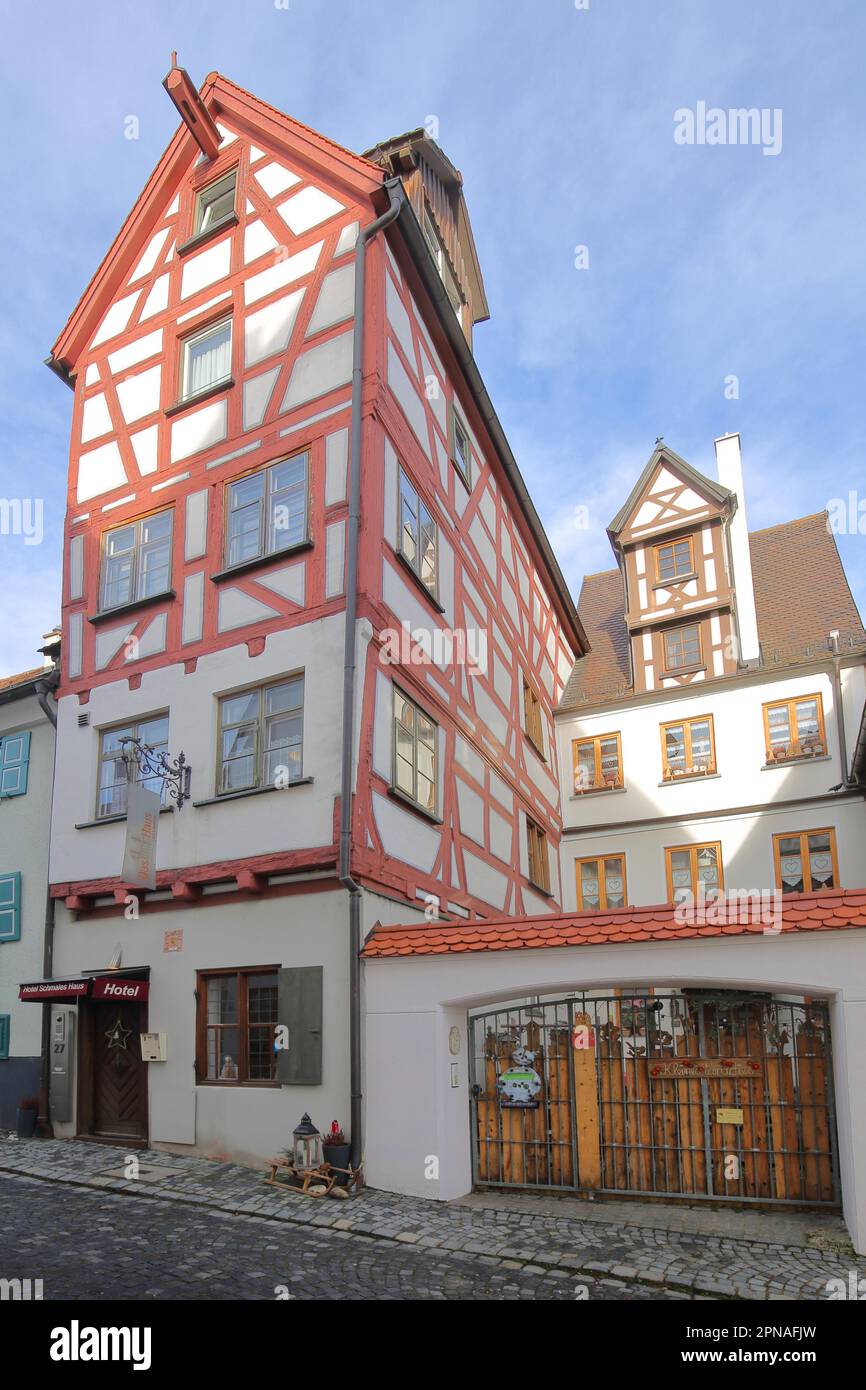 Historic half-timbered house Schmales Haus Hotel, narrow, Fischergasse ...