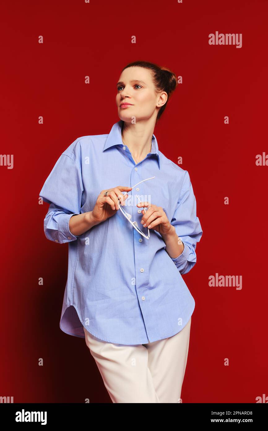 Classy woman hi-res stock photography and images - Alamy