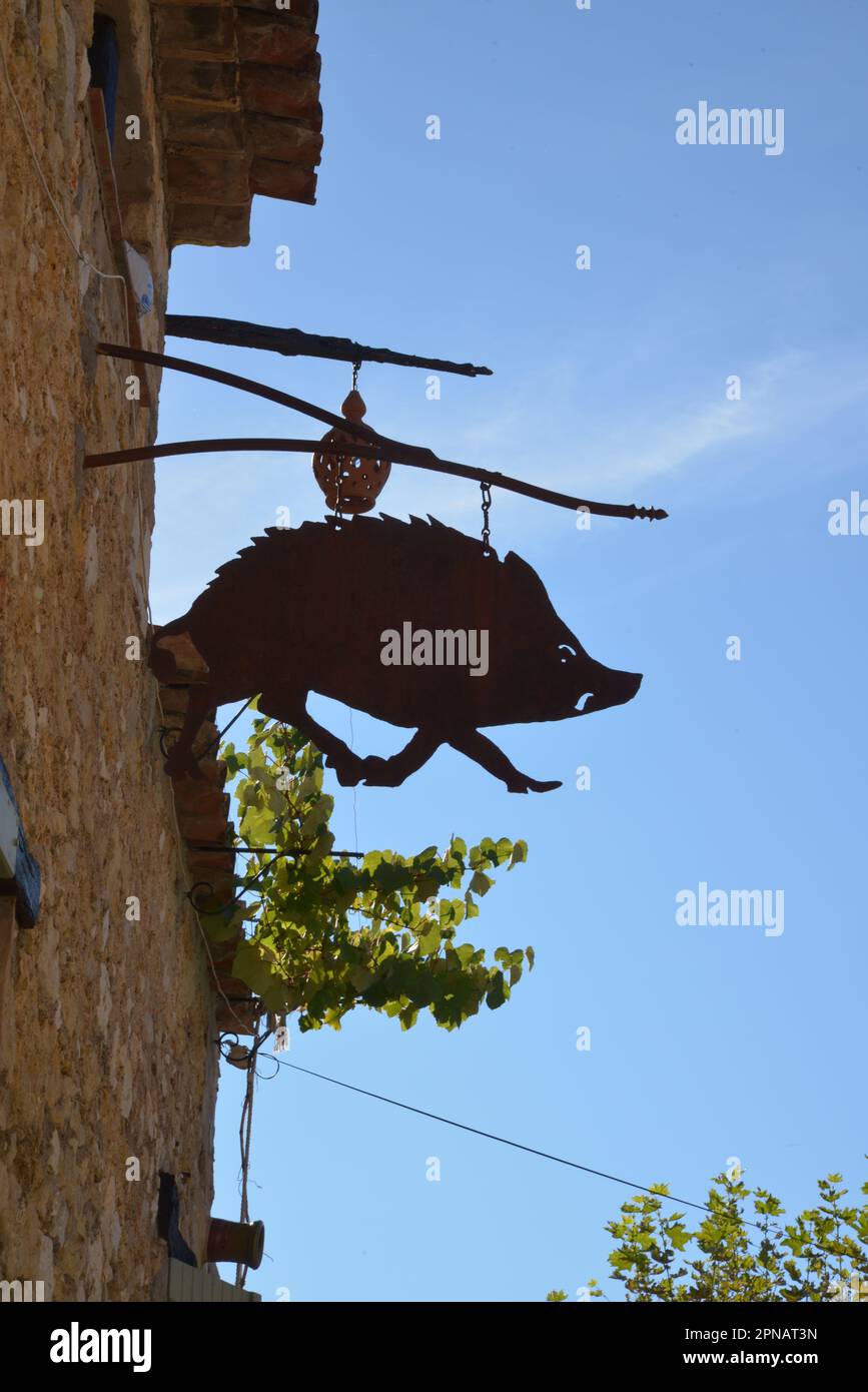 Wild boar sign hi-res stock photography and images - Alamy