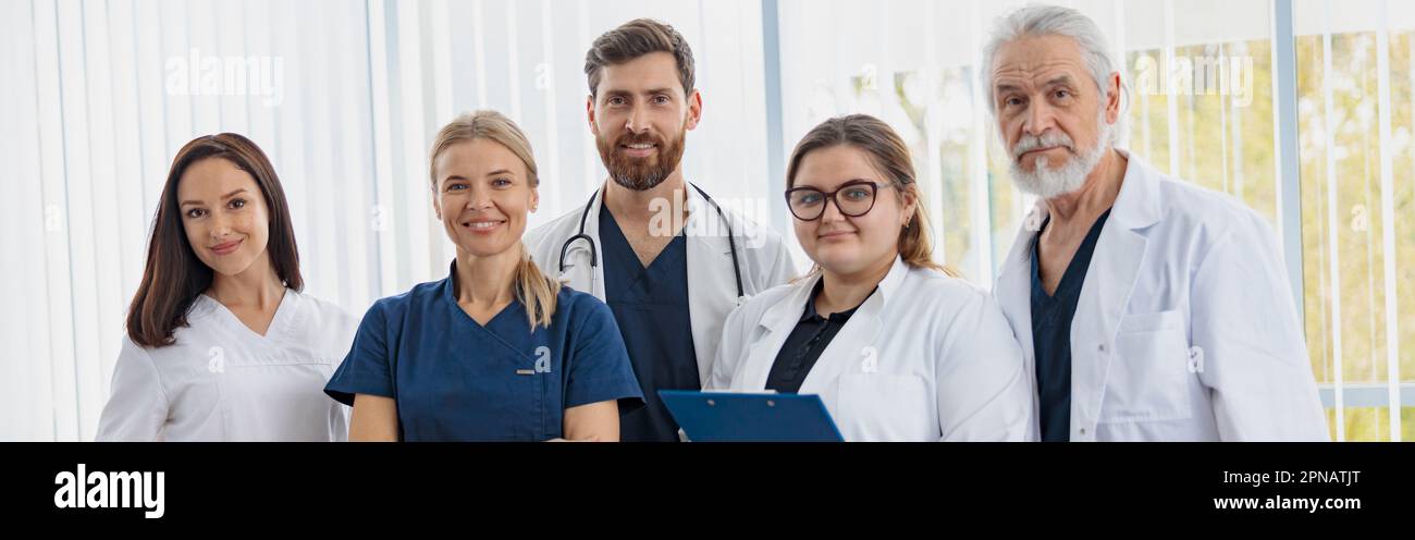 Sonographer doctors hi-res stock photography and images - Alamy