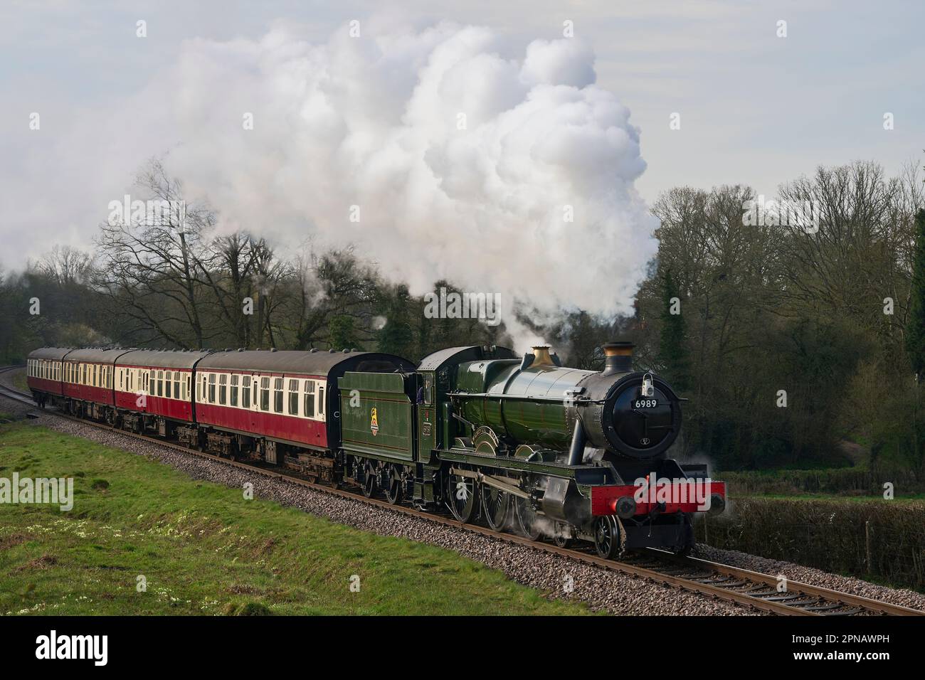 Hall class steam locomotive hi-res stock photography and images - Alamy