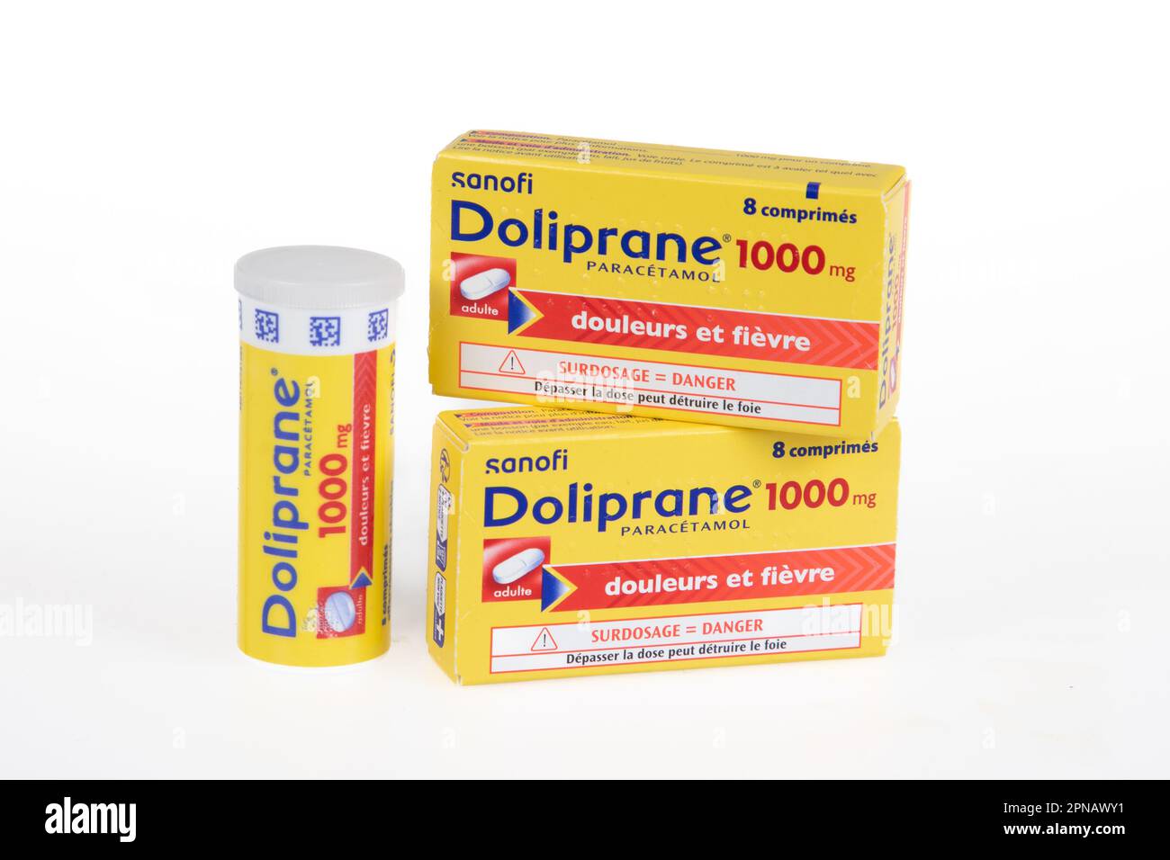 Bordeaux , Aquitaine France - 04 10 2023 : doliprane sanofi boxes of ...