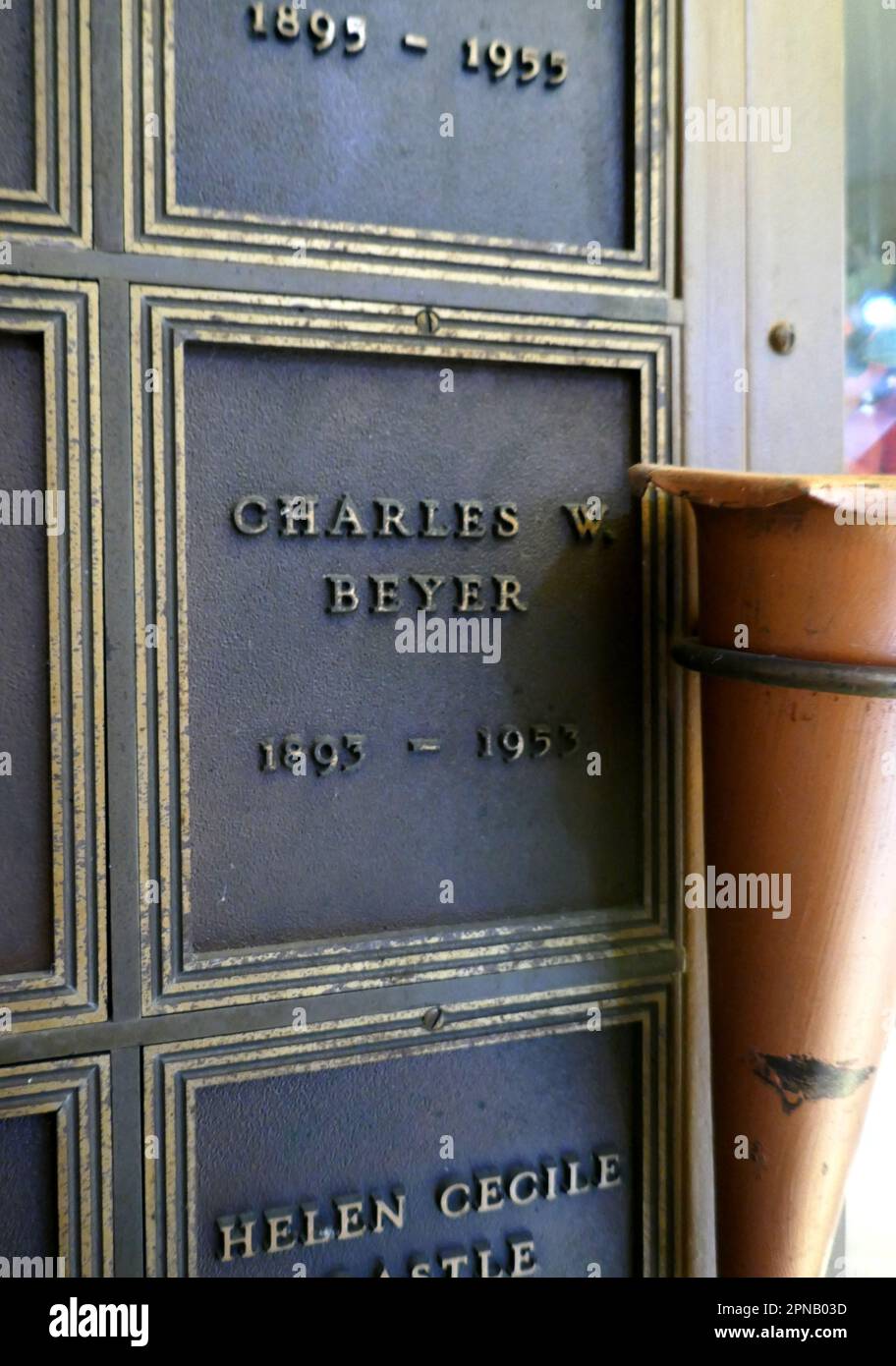 Los Angeles, California, USA 16th April 2023 Actor Charles Beyer Grave ...