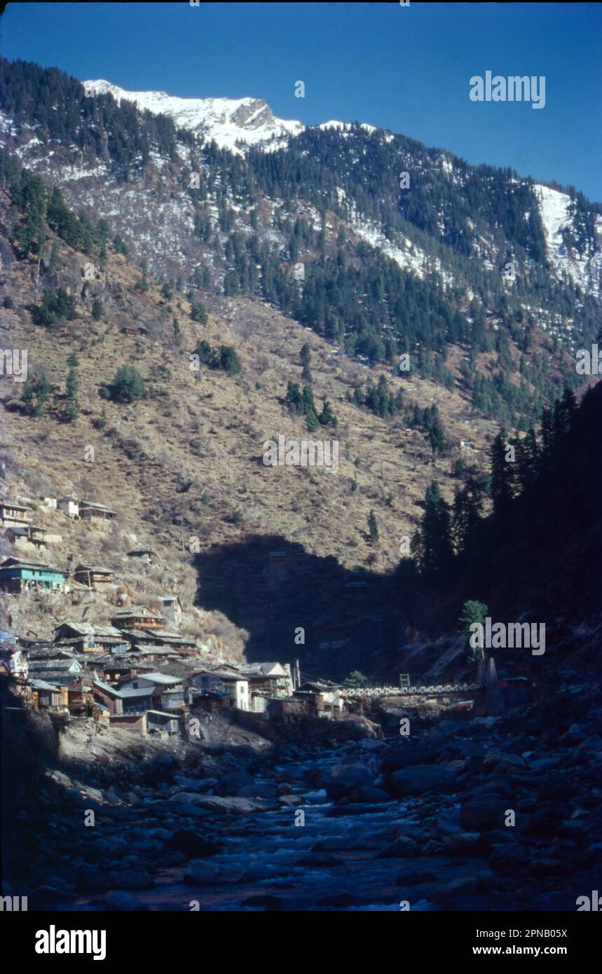 Manikaran is located in the Parvati Valley on river Parvati, northeast ...