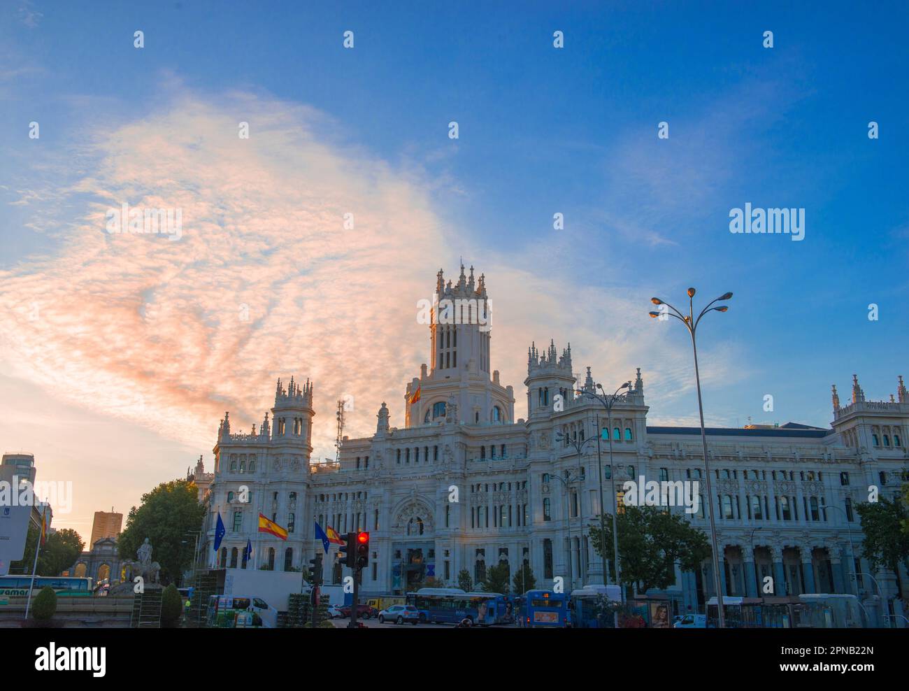 Street scene in madrid hi-res stock photography and images - Alamy