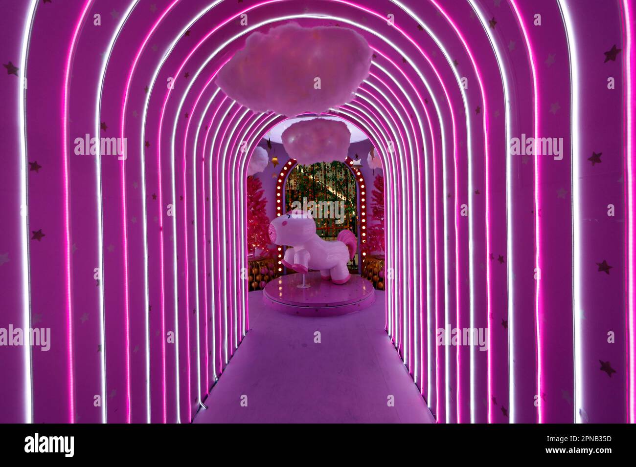 Shopping mall in centre pink hi-res stock photography and images - Alamy