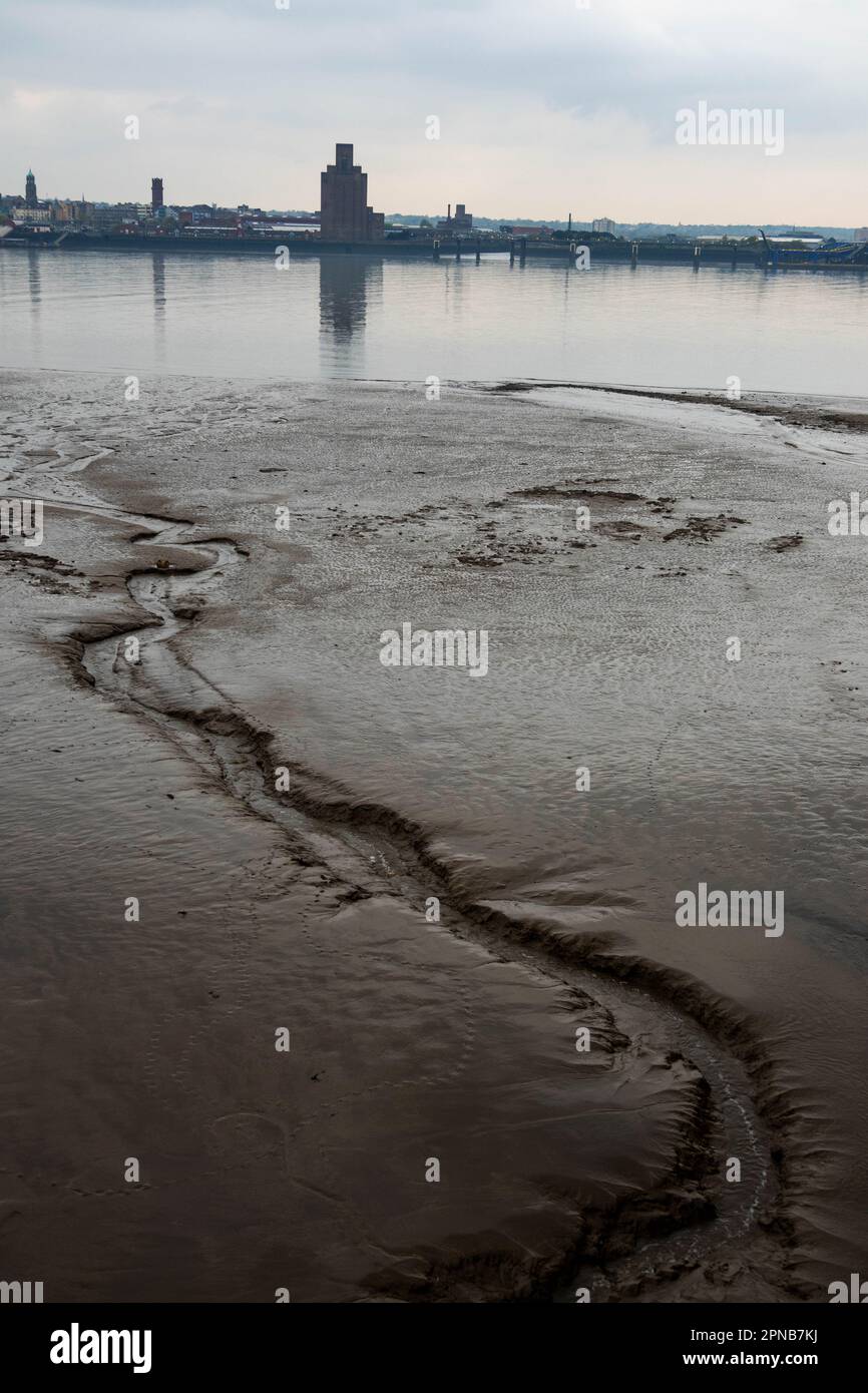Tidal level hi-res stock photography and images - Alamy