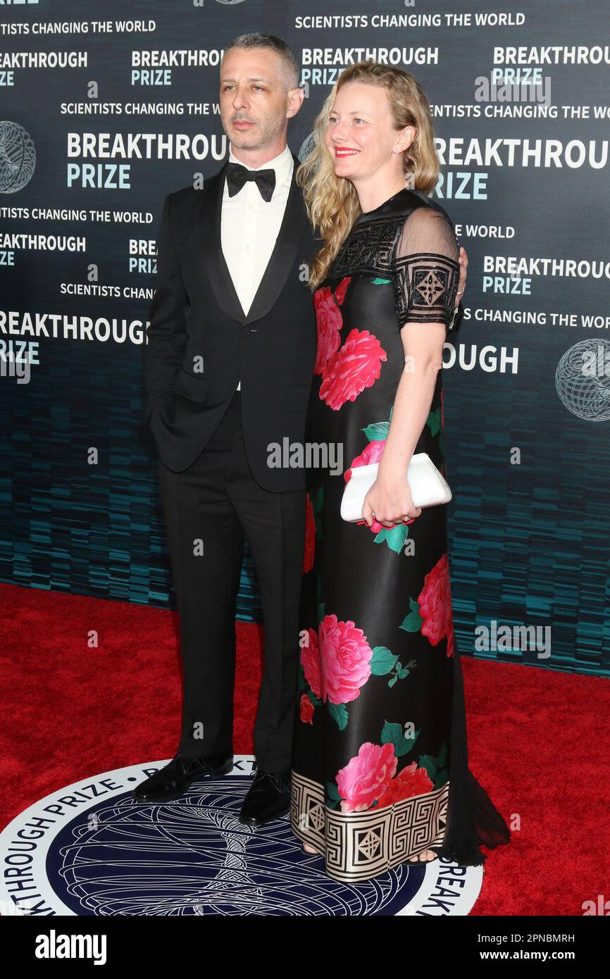 LOS ANGELES - APR 15: Jeremy Strong, Emma Wall at the 9th Breakthrough ...