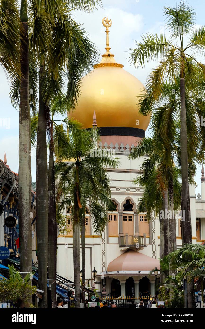 The Sultan Mosque, or Masjid Sultan. Singapore Stock Photo - Alamy