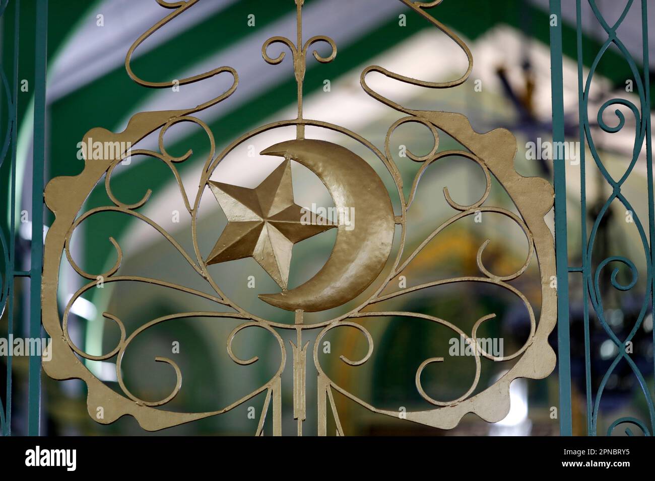 The Sultan Mosque, or Masjid Sultan. Islam, Crescent and Star, gold ...