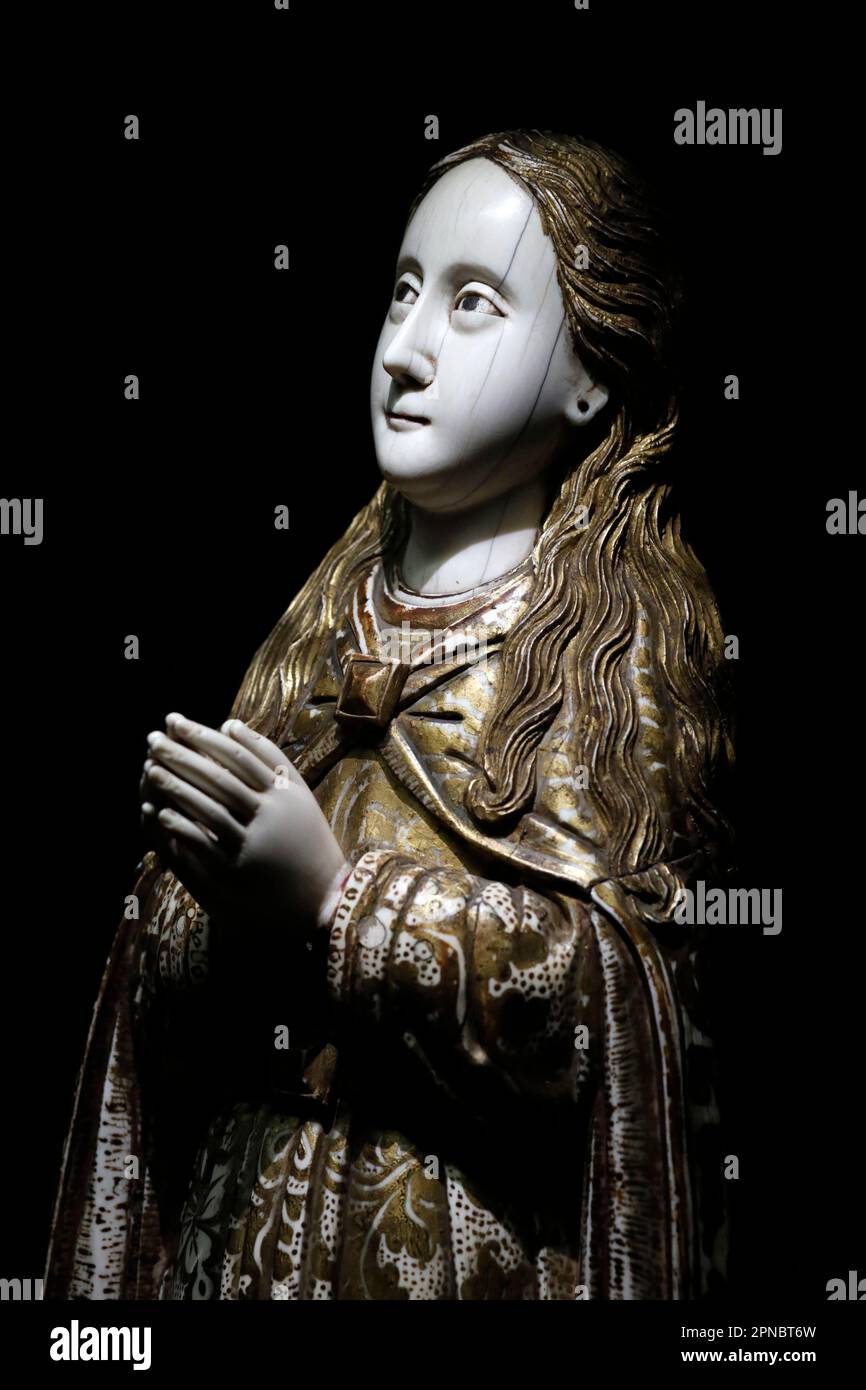 Asian Civlisations Museum. The Virgin Mary. Philippines. 17th century ...