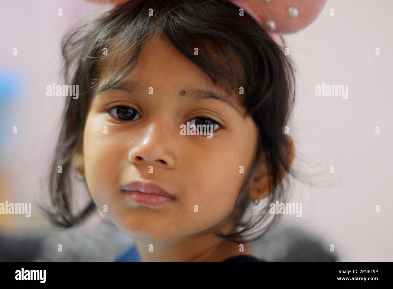 Illustration pretty sad girl hi-res stock photography and images - Alamy