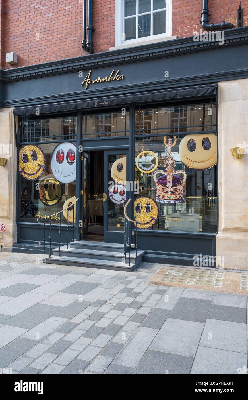 Boutique annoushka hi-res stock photography and images - Alamy