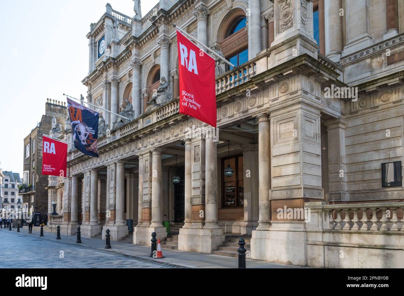 Exterior facade of the Royal Academy of Arts on Burlington Gardens ...