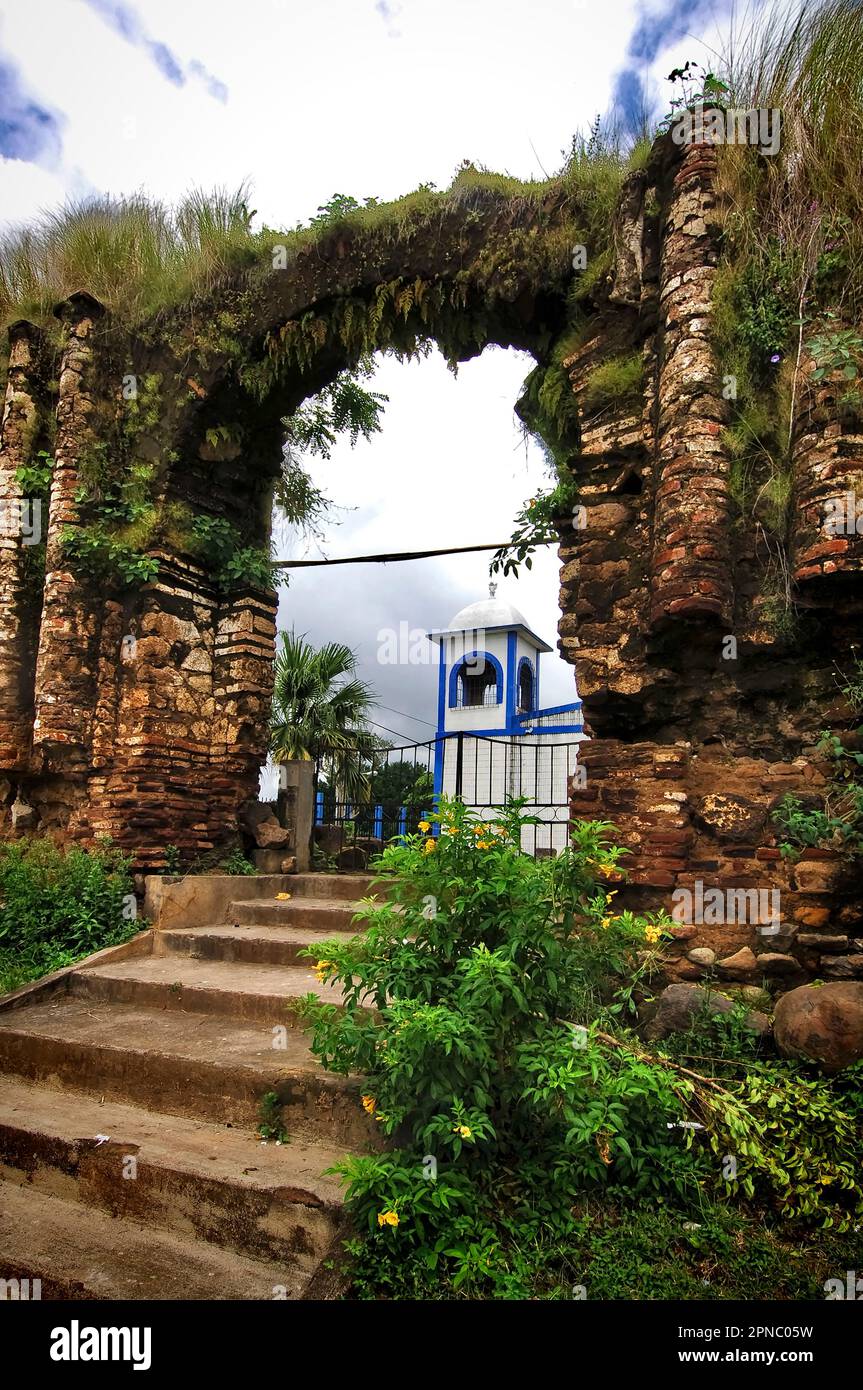 Atrium of the colonial church of Guaymango, El Salvador, America ...