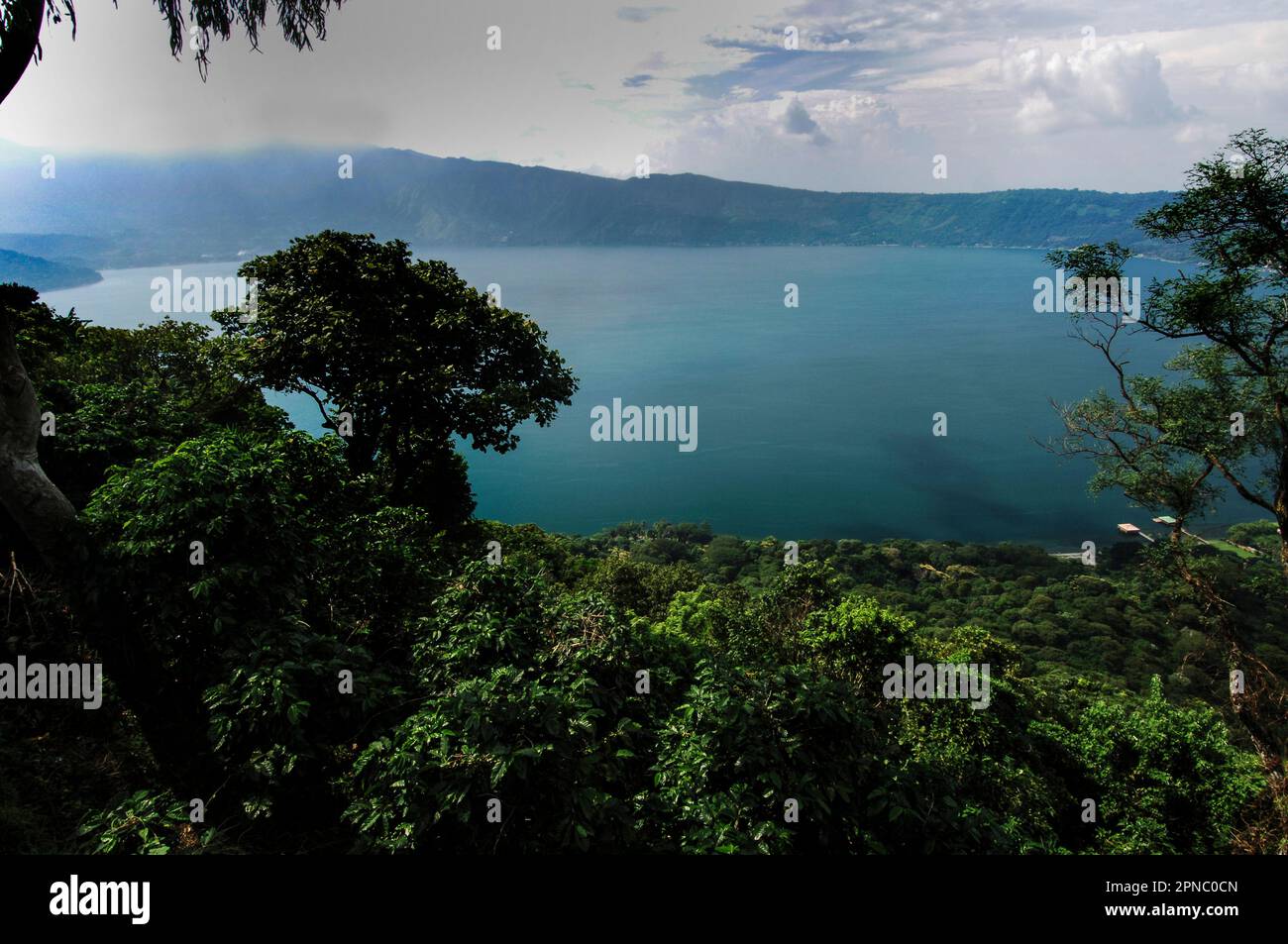 Excursion to Cerro Verde and the volcanic lake Lago de Coatepeque. El ...
