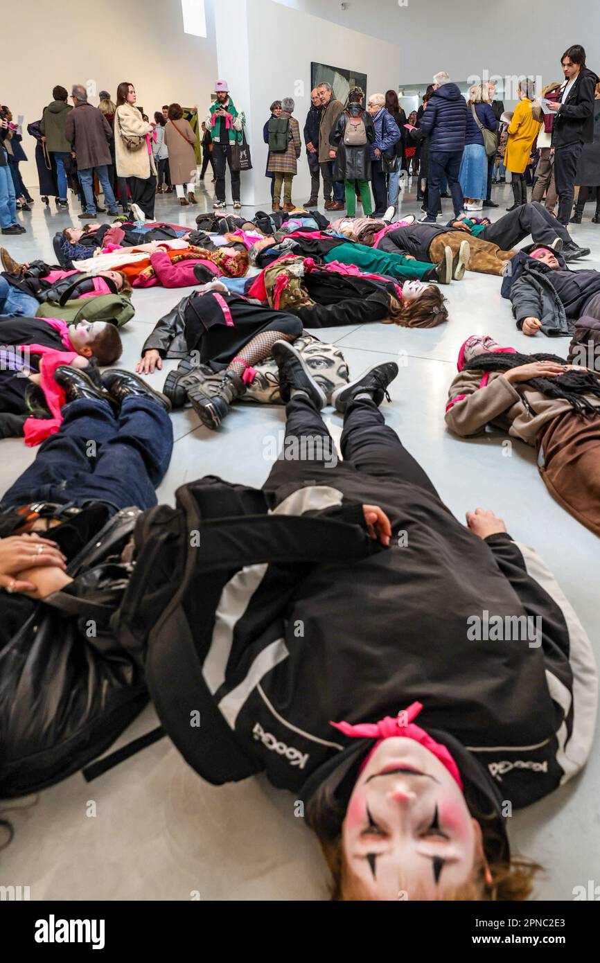 Olivier debré hi-res stock photography and images - Alamy