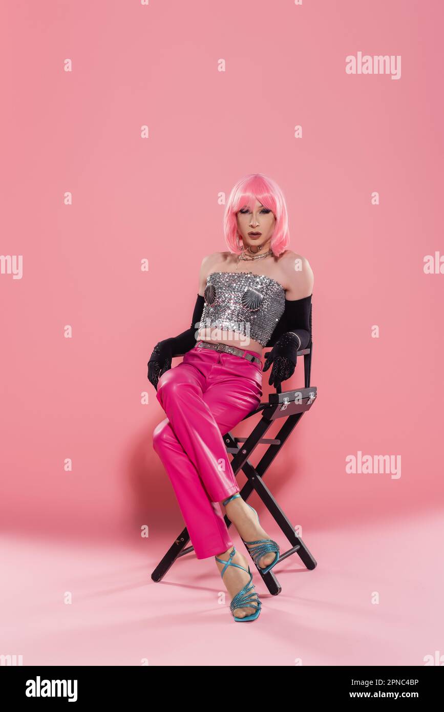 Drag queen legs hi-res stock photography and images - Alamy