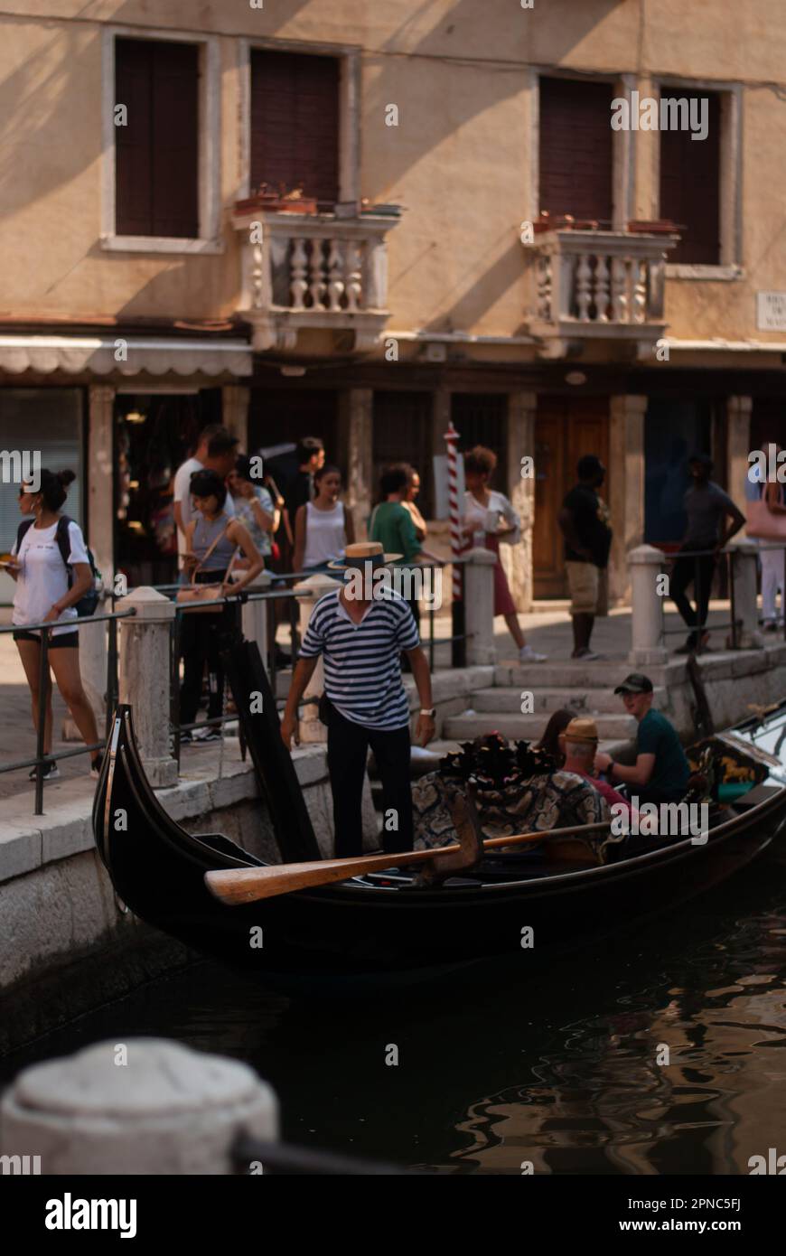 Empty city walls hi-res stock photography and images - Alamy