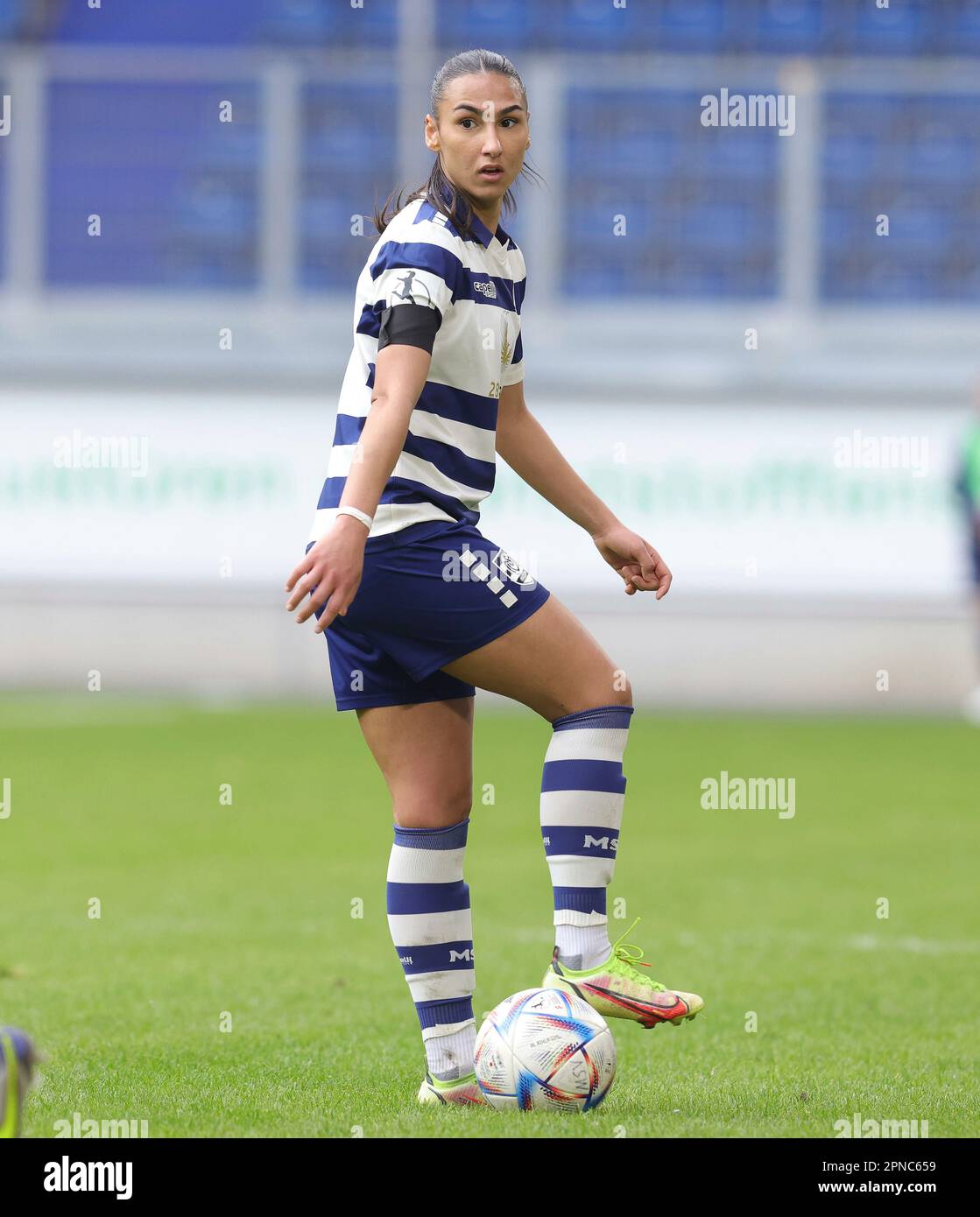 Duisburg, Deutschland. 16th Apr, 2023. firo : 04/16/2023, football ...