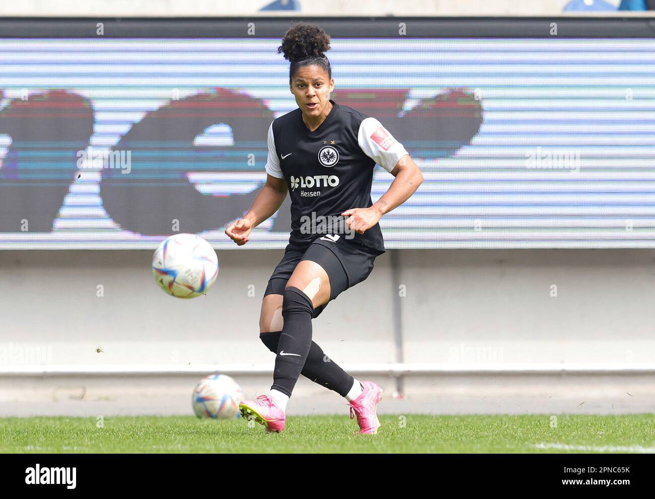 Duisburg, Deutschland. 16th Apr, 2023. firo: 04/16/2023, football ...