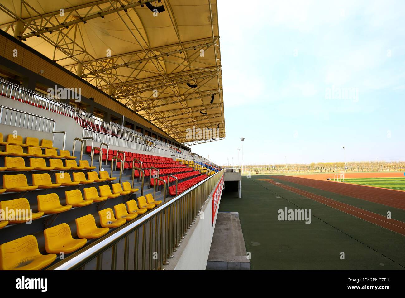 School seat abstract hi-res stock photography and images - Alamy