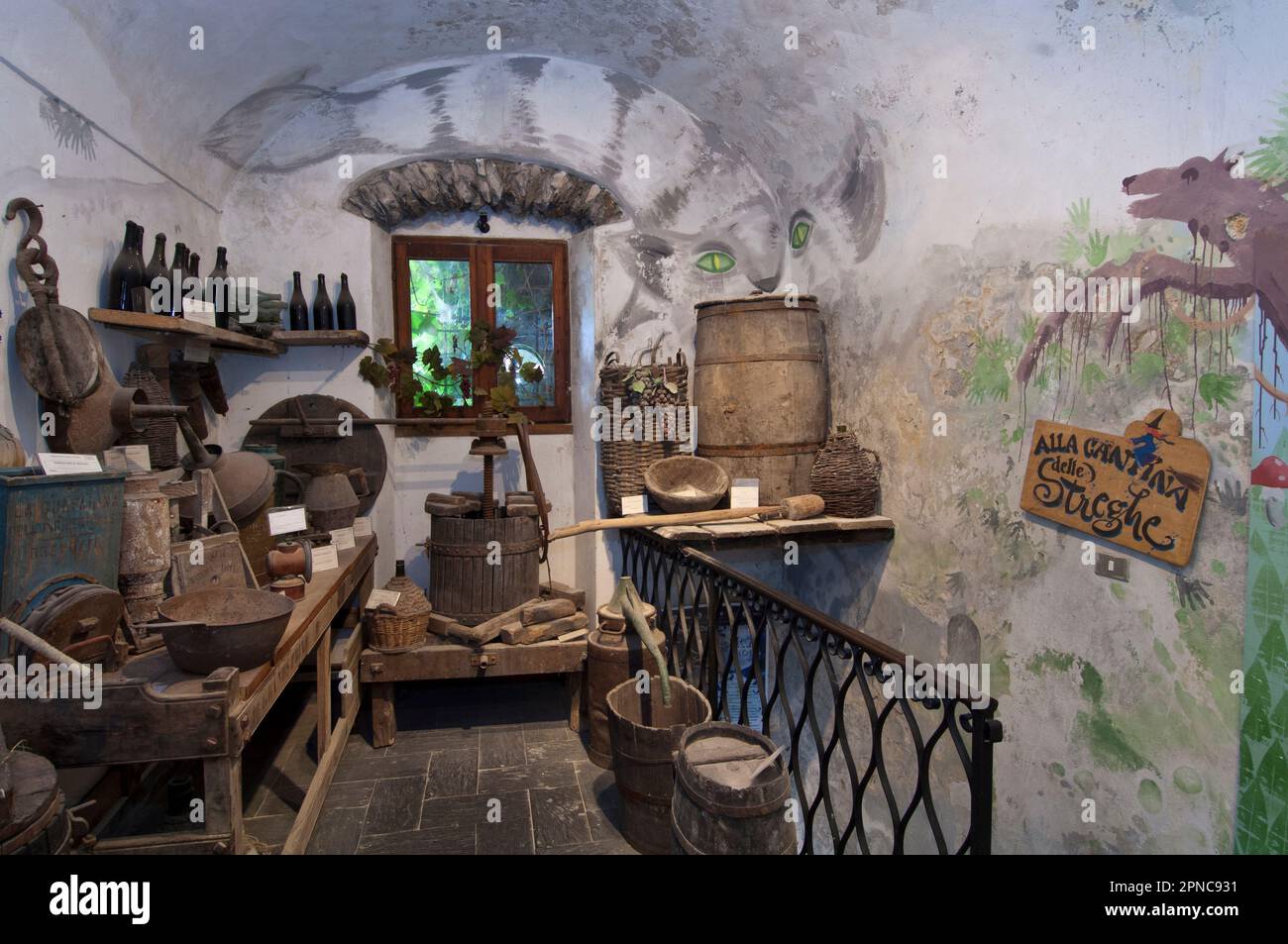 Triora italy hi-res stock photography and images - Alamy