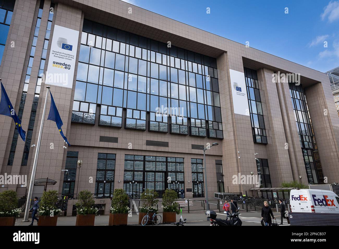 1995 2002 hi-res stock photography and images - Alamy