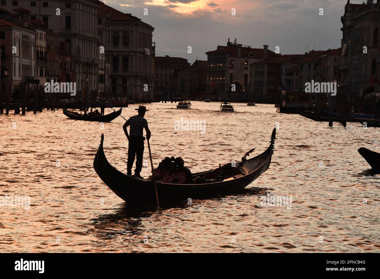 Venedig boot hi-res stock photography and images - Alamy
