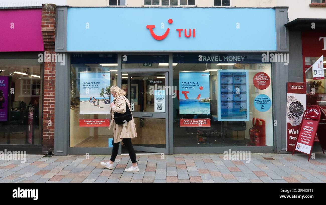 Tui 2023 hi-res stock photography and images - Alamy