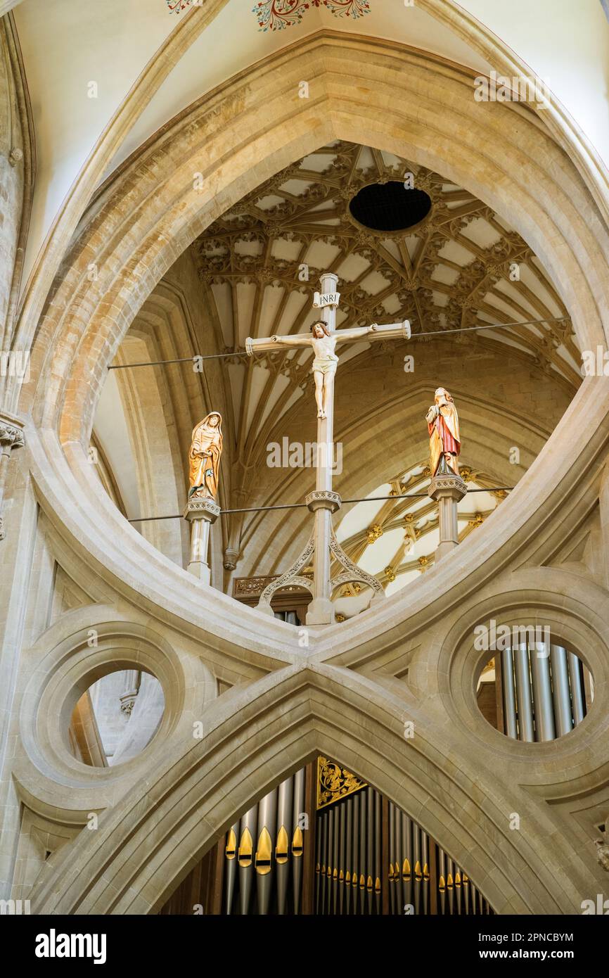 Wells Cathedral UK showing Scissor Arches under the tower Stock Photo ...