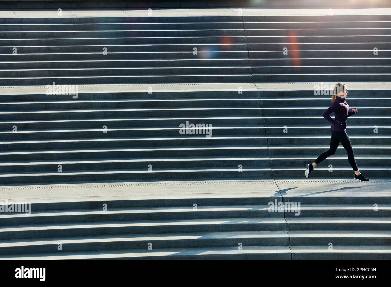 Athlete running up down stairs hi-res stock photography and images - Alamy