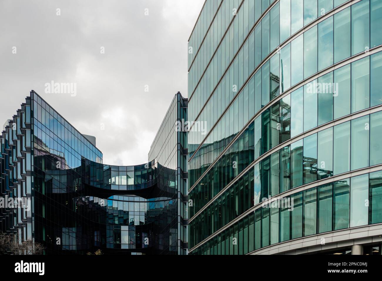 London industrial riverside hi-res stock photography and images - Alamy