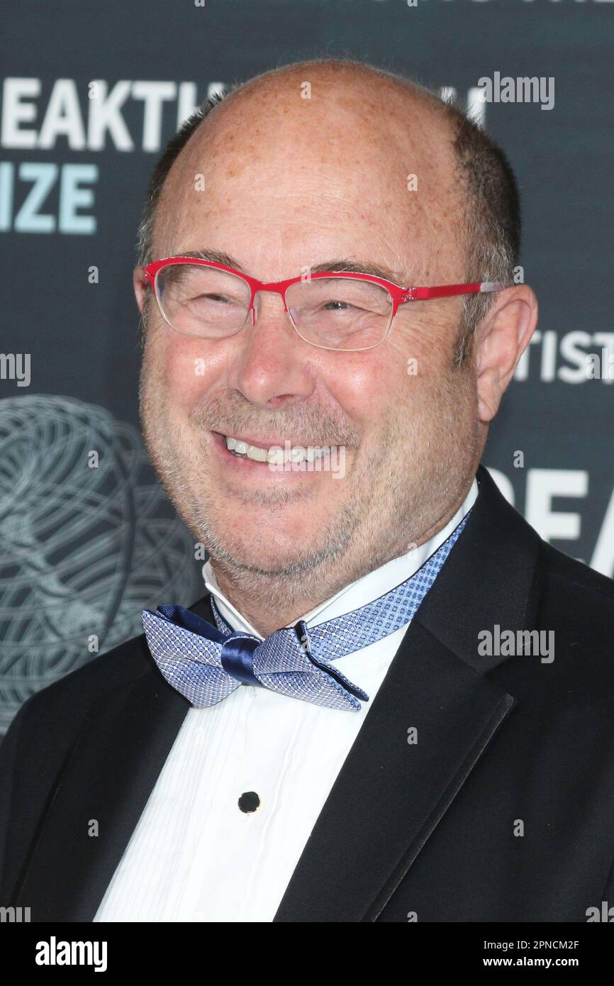 Dr Jeffery W. Kelly at arrivals for Ninth Annual Breakthrough Prize ...