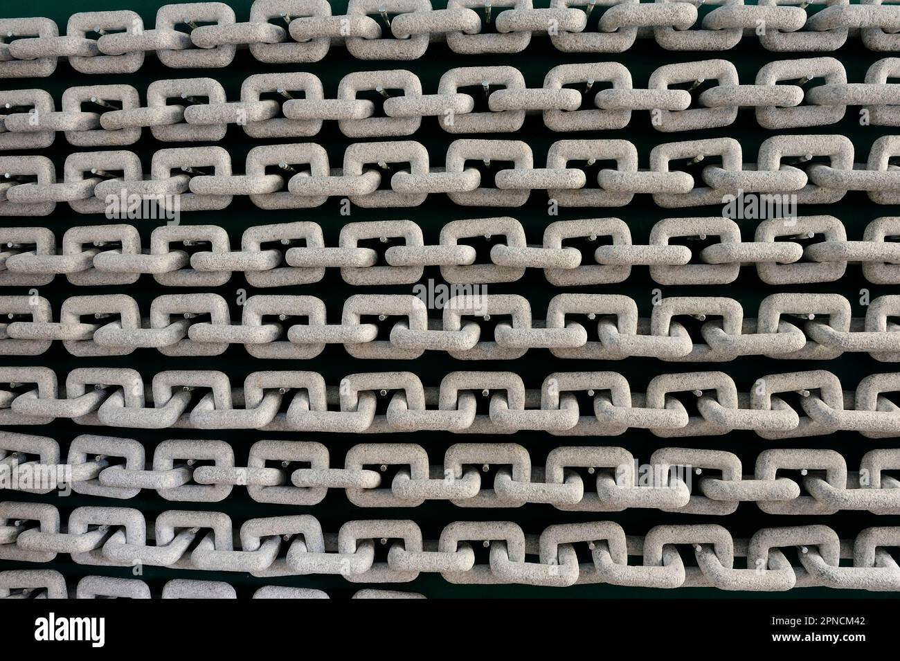 Giuseppe Lusetti, artist sculptor, has created from a single block a ...