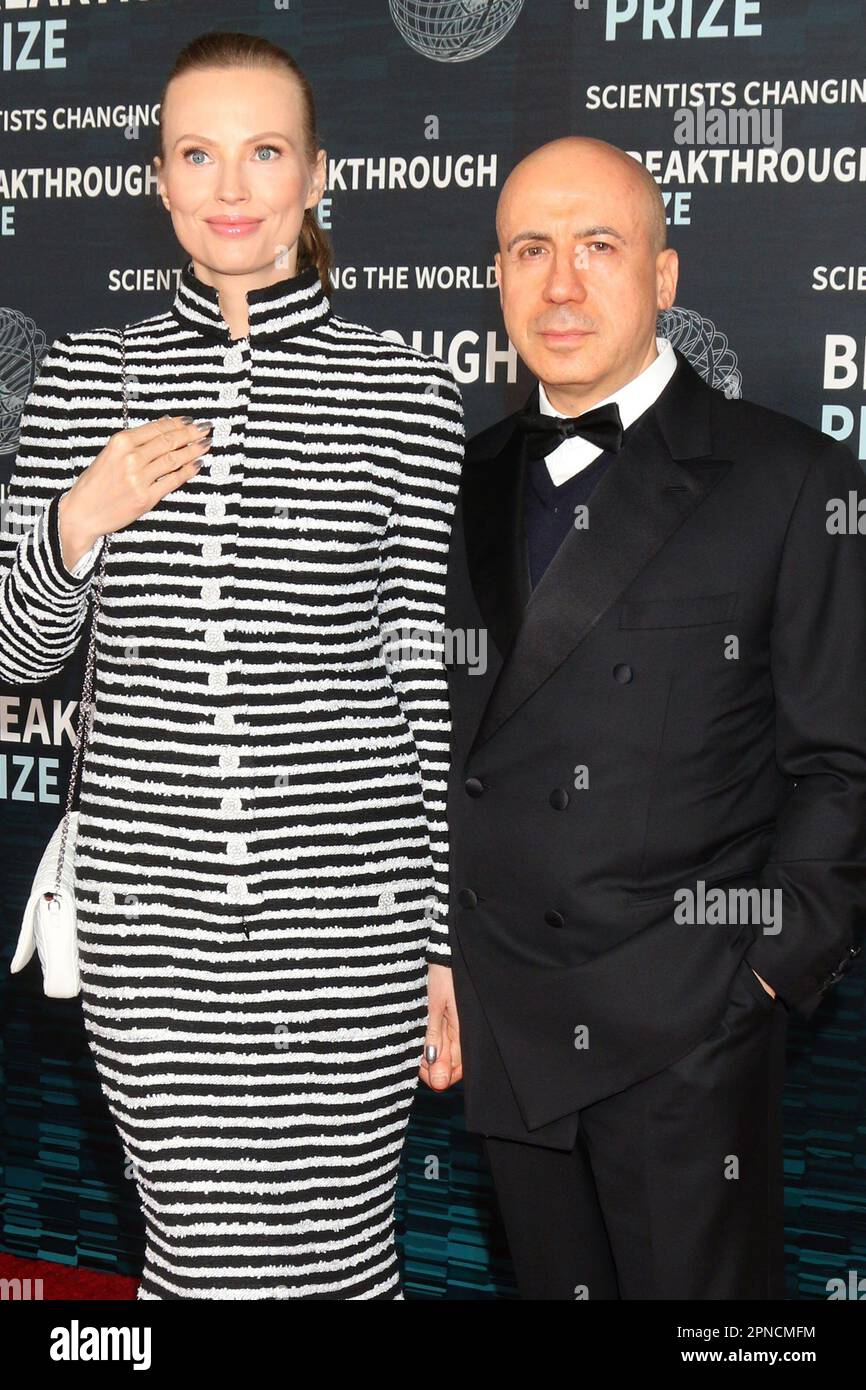 Julia Milner, Yuri Milner at arrivals for Ninth Annual Breakthrough ...