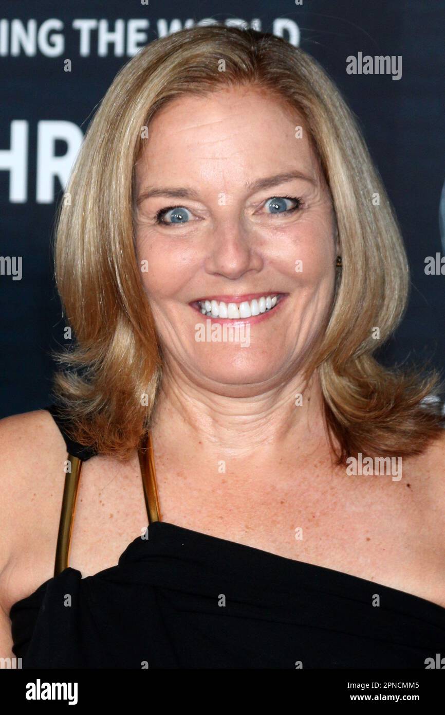 Lynn Seely at arrivals for Ninth Annual Breakthrough Prize Ceremony ...