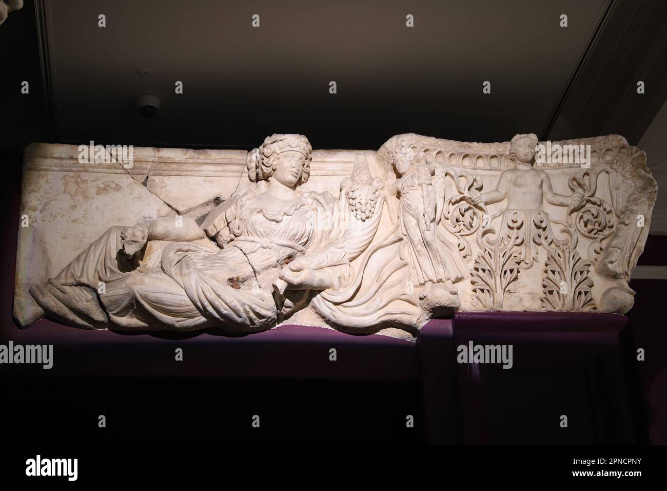 Statue in Istanbul Archaeological Museums, Istanbul City, Turkey Stock ...